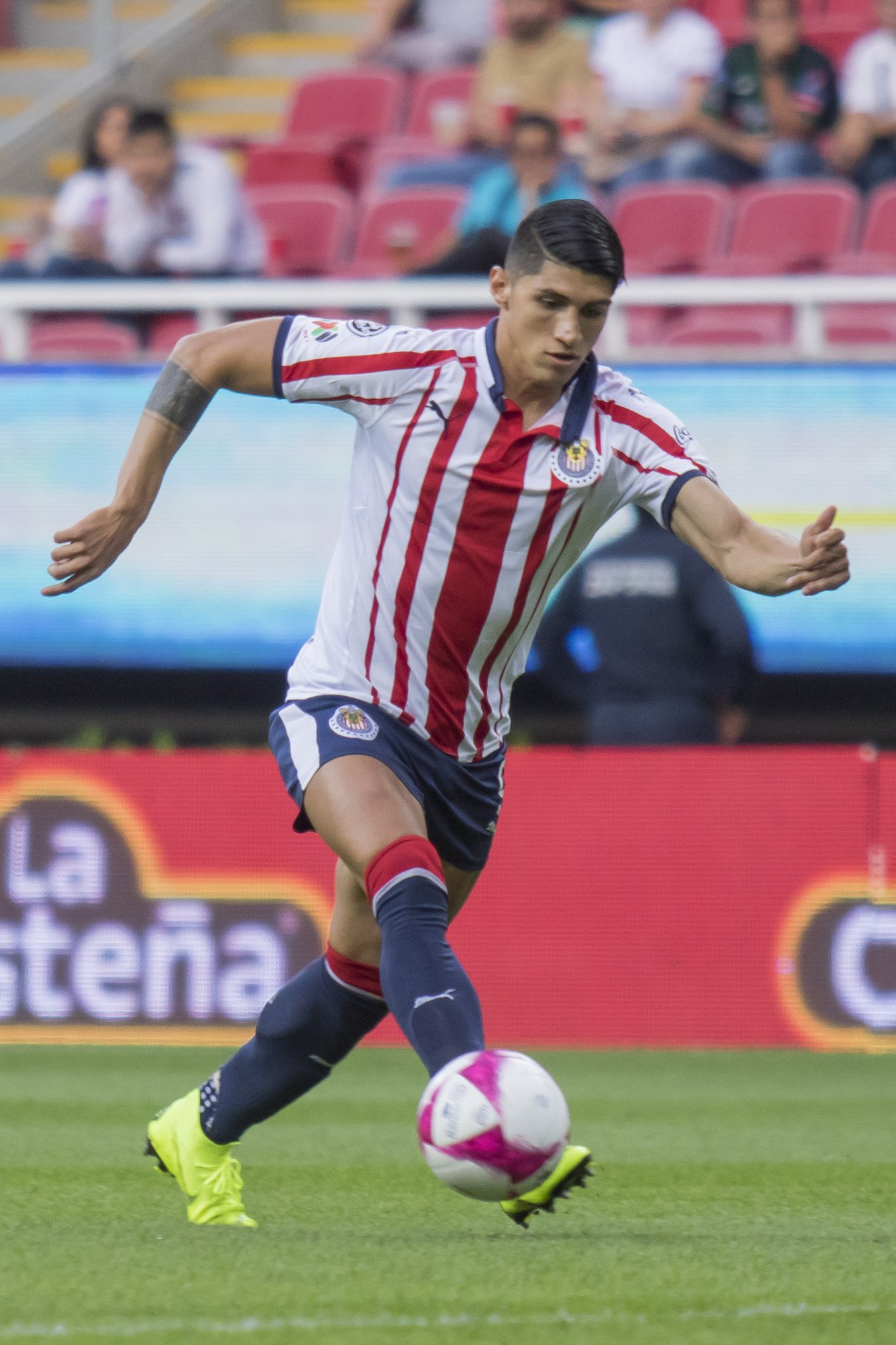 José Luis Higuera ya no tendría el poder en Chivas - AS México