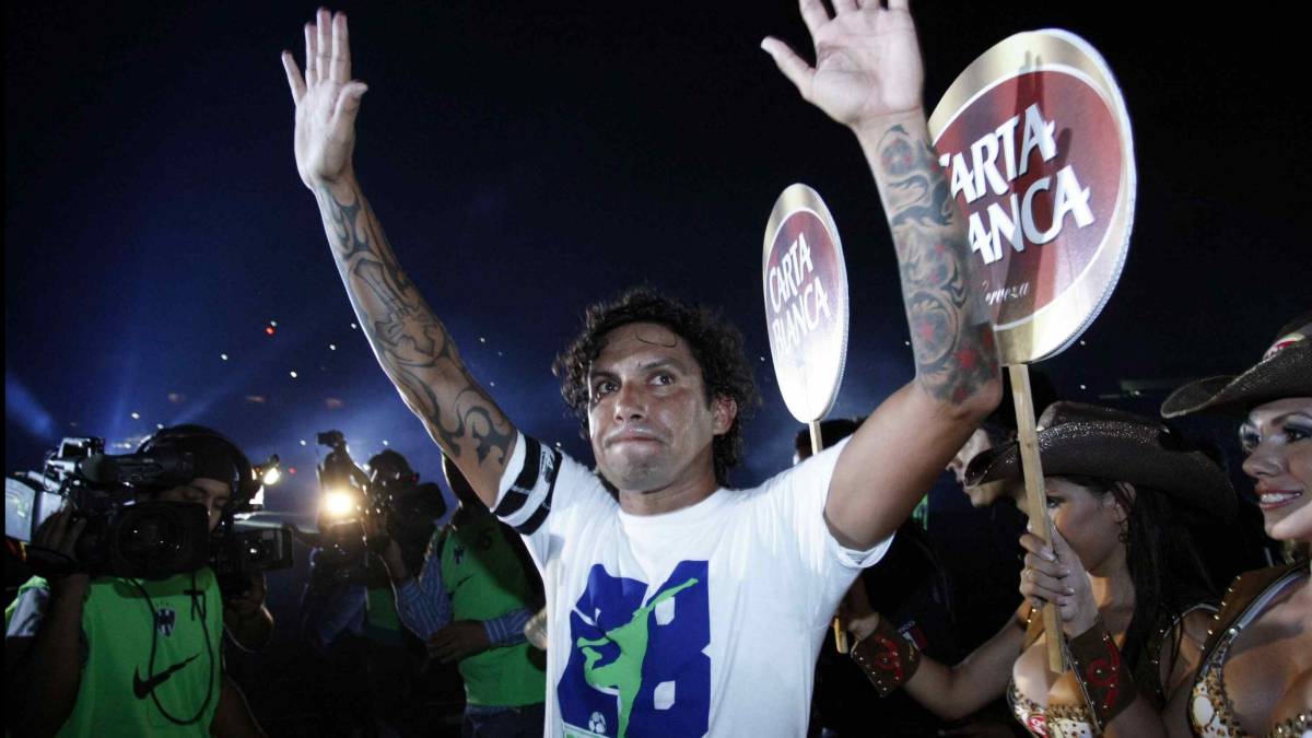 Venta > nuevo mundo playeras de rayados > en stock